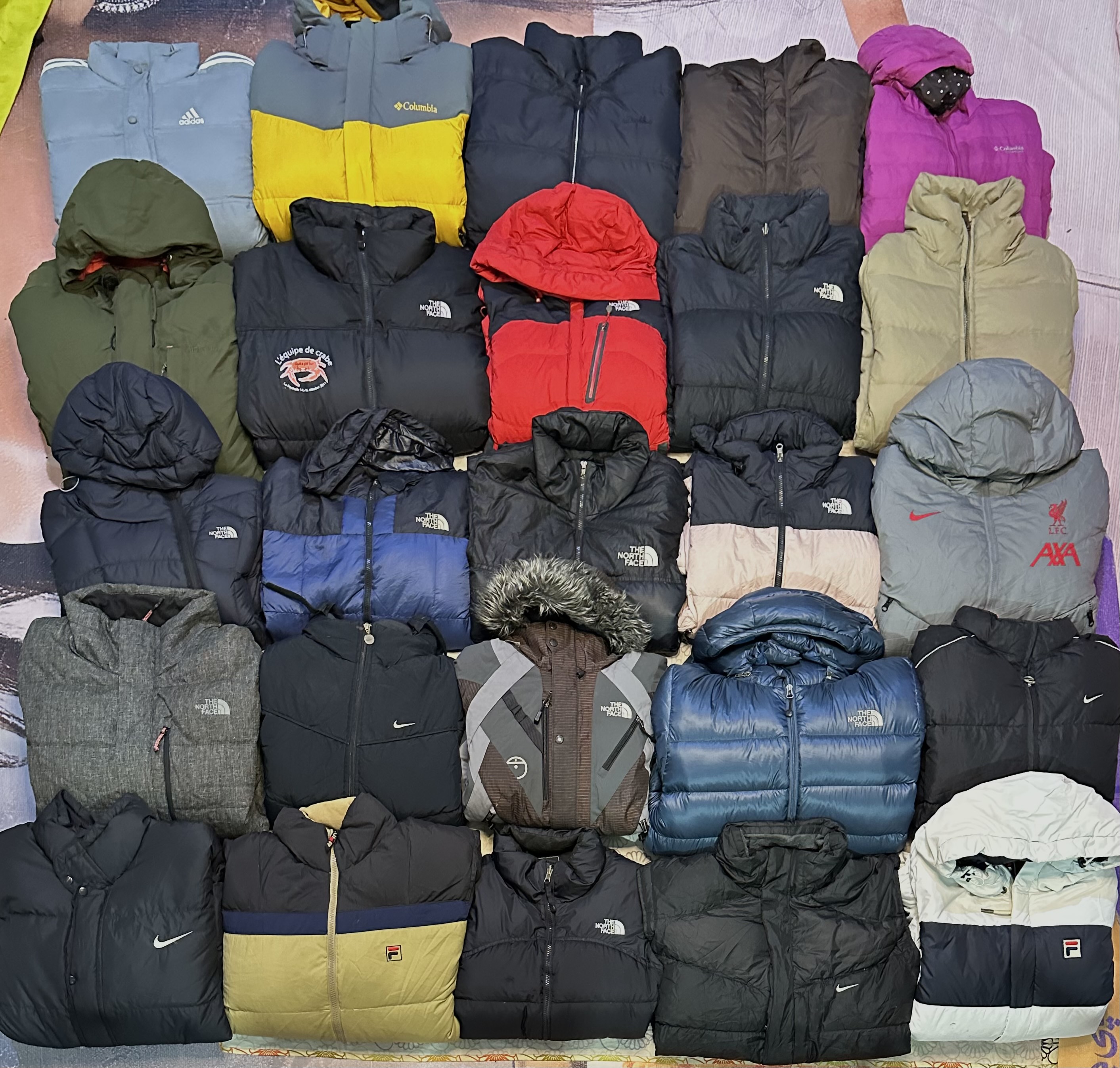 Mix branded puffer jackets | Vintage Wholesale Marketplace | Bulk ...