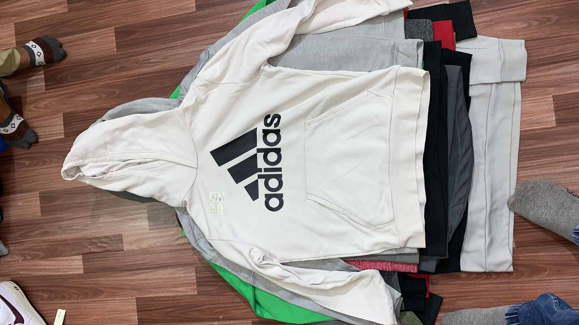 Men sports adidas hoodies pullover 15 pcs | Vintage Wholesale ...